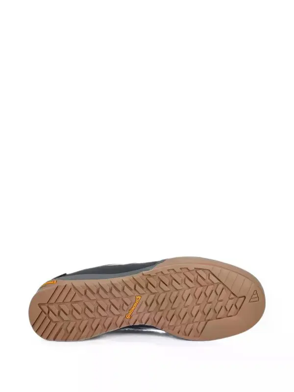 Adidas Skychaser Solo 3 Sneakers