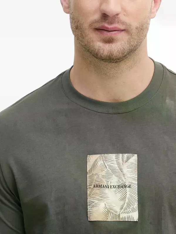 Armani Exchange Logo-patch T-shirt