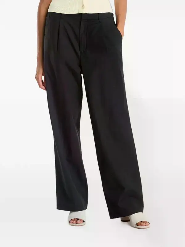 SAMSOE SAMSOE Pleated Straight-leg Trousers