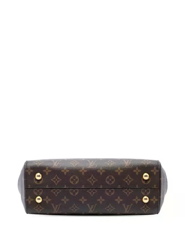LOUIS VUITTON 2017 Monogram Cluny Mm Satchel