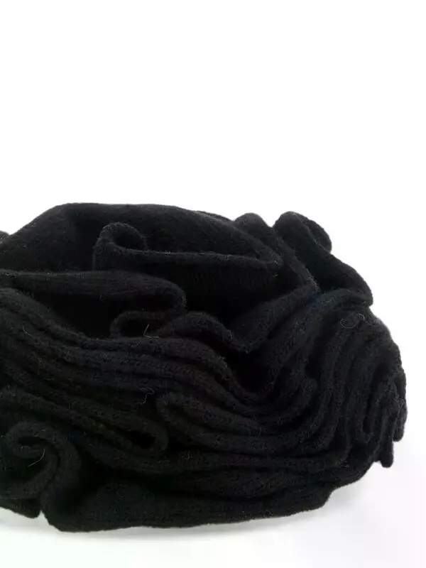 NUDE Floral-motif Knitted Brooch