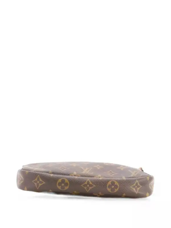 LOUIS VUITTON Pochette Accessoires