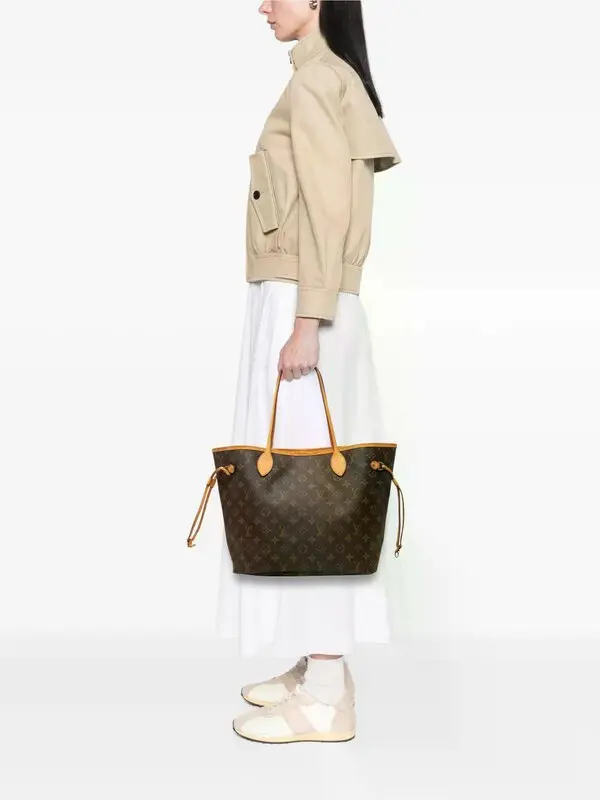LOUIS VUITTON Monogram Neverfull Mm Tote Bag
