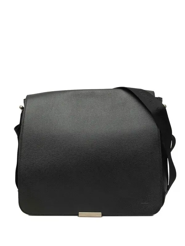 LOUIS VUITTON 2008 Taiga Viktor Crossbody Bag - Black