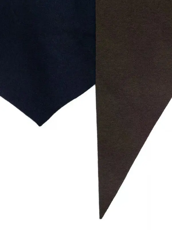 THE FRANKIE SHOP Two-tone Pointed Scarf