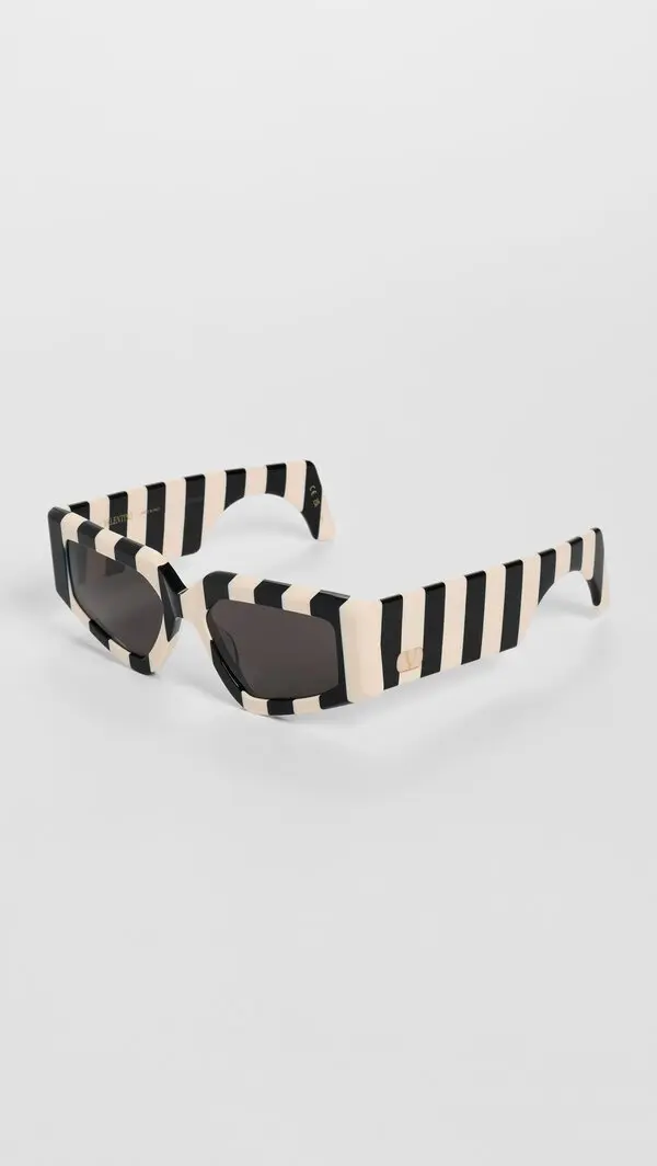 Valentino Garavani Ultra Vintage Sunglasses