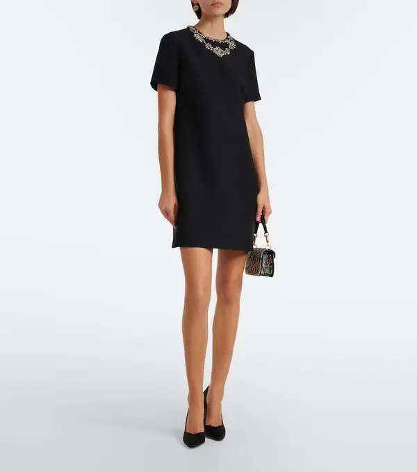 Valentino Garavani Enigme Satin Pumps - Black