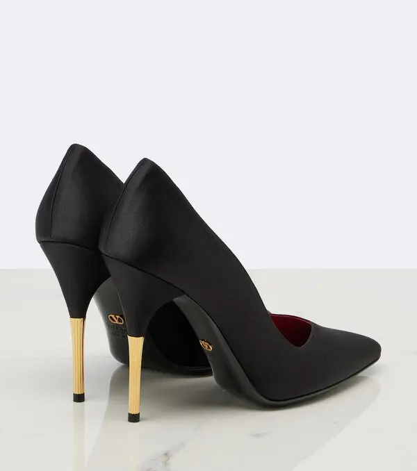 Valentino Garavani Enigme Satin Pumps - Black