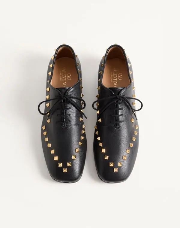 Valentino Garavani Derby Rockstud In Kidskin