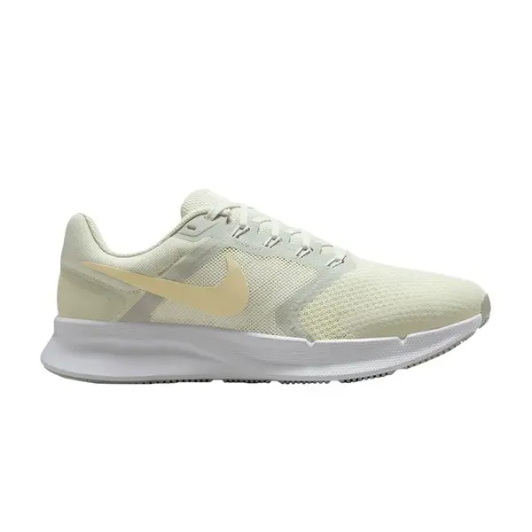 Nike Wmns Run Swift 3 Yellow - White