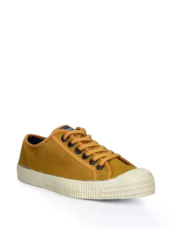 Novesta Low Top Lace-up Sneakers