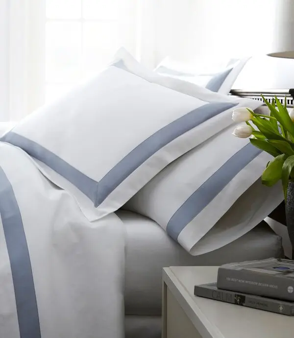 PEACOCK ALLEY Soprano Trim Sateen Pillowcases - Platinum