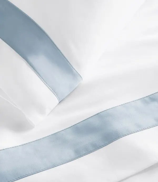 PEACOCK ALLEY Soprano Trim Sateen Pillowcases - Platinum