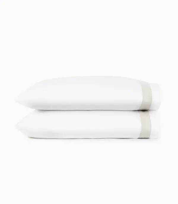 PEACOCK ALLEY Soprano Trim Sateen Pillowcases - Platinum