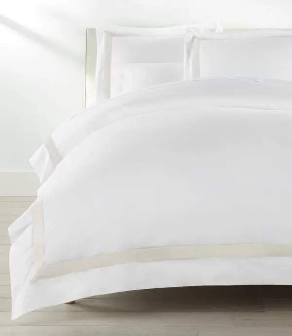 PEACOCK ALLEY Soprano Trim Sateen Duvet Cover - Platinum