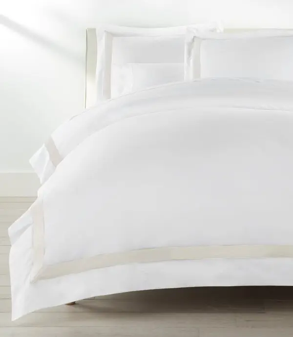 PEACOCK ALLEY Soprano Trim Sateen Duvet Cover - Platinum
