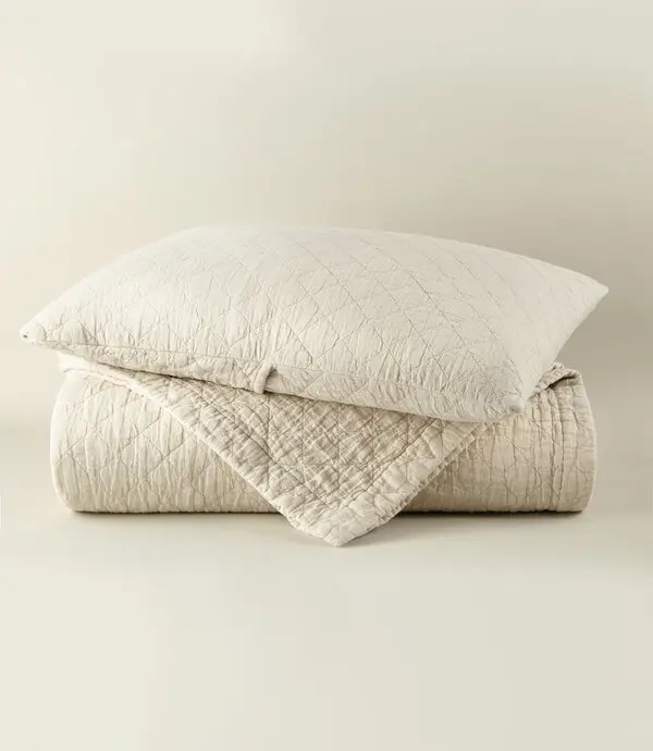 PEACOCK ALLEY Heritage Linen Coverlet - Natural