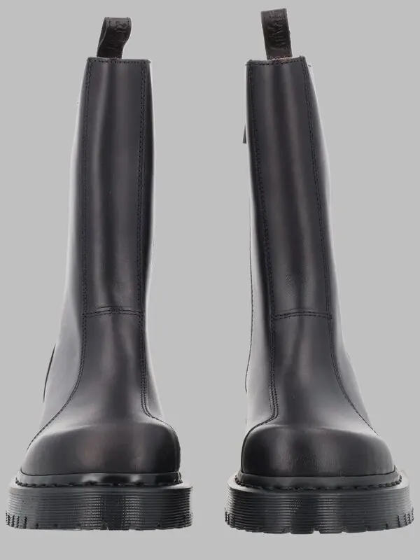 Dr. Martens Classic Leather Boots - Black
