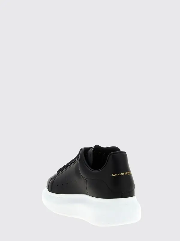 Alexander McQueen Oversize Calf Leather Sneakers With Contrasting Heel And Laminated Logo - Black