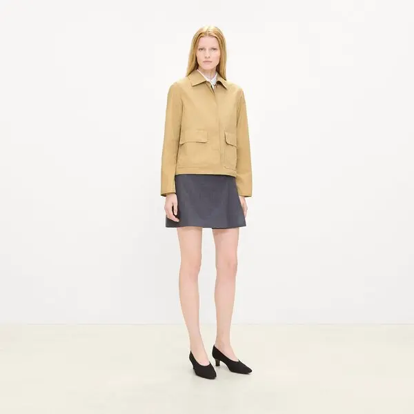 Theory Boxy Patch Pocket Jacket In Trench Cotton - Beige