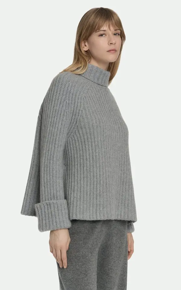 Malo Ribbed Raglan Cashmere Turtleneck