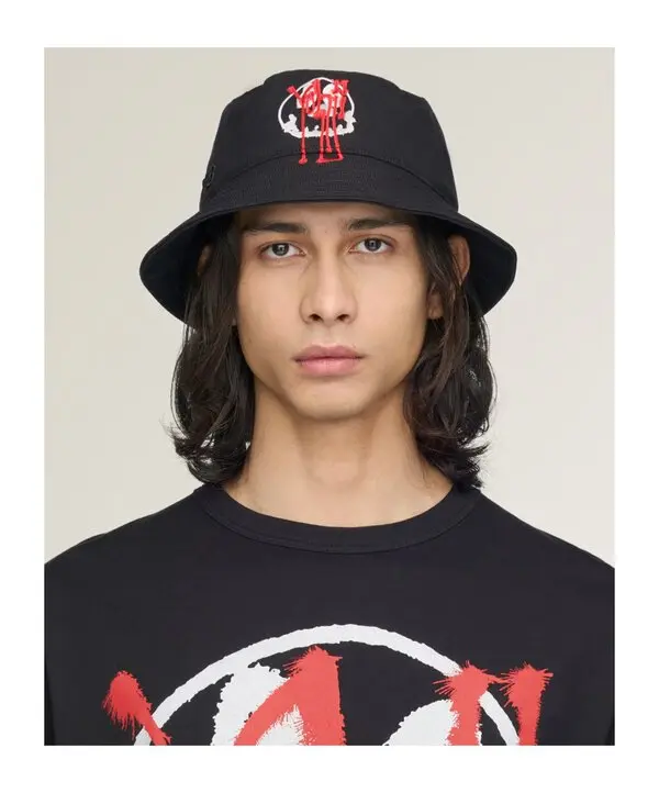Y3 Embroidered Chito Artwork Bucket Hat