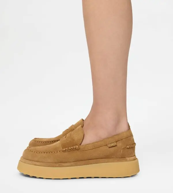 TOD'S Logo-plaque Slip-on Loafers