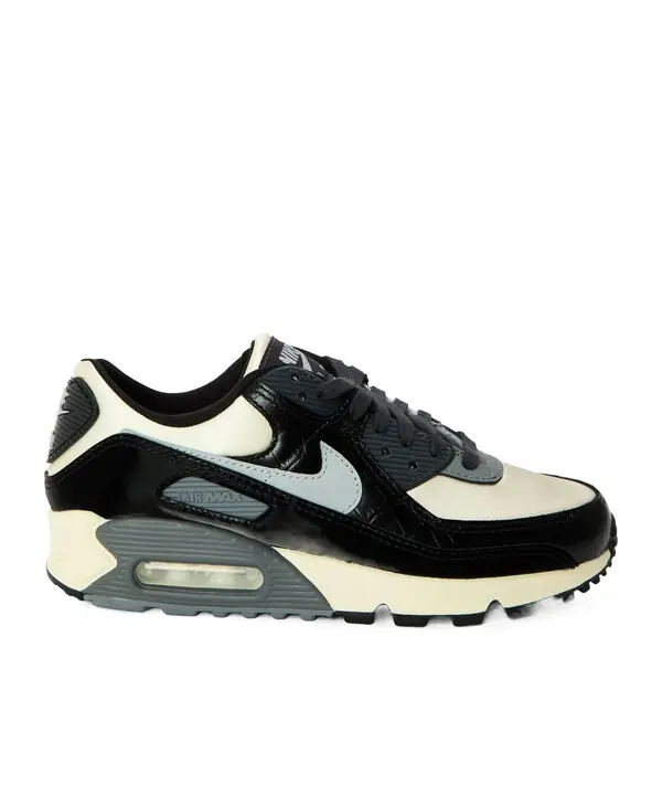 Nike Mixed Material Running Sneakers
