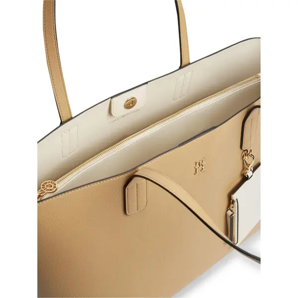 Tommy Hilfiger Minimalist Tote Bag