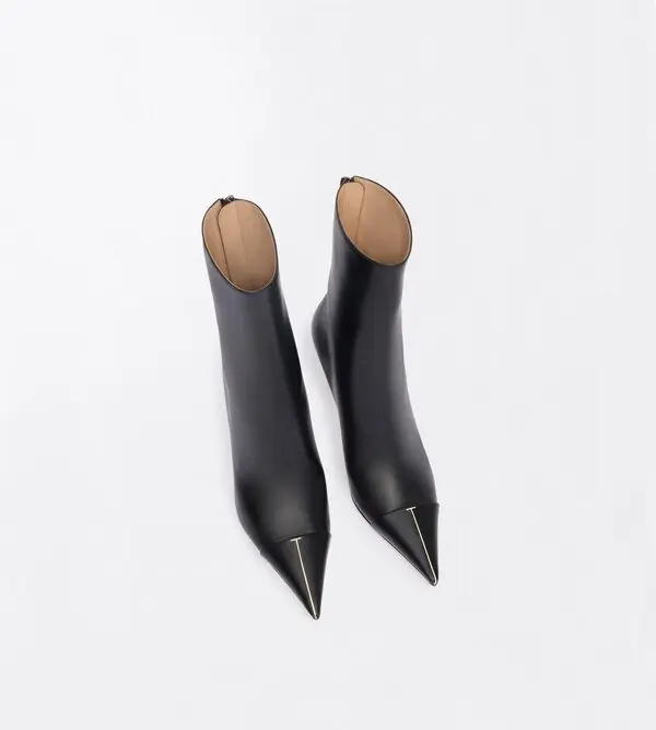 TOM FORD Leather Thea Ankle Boot