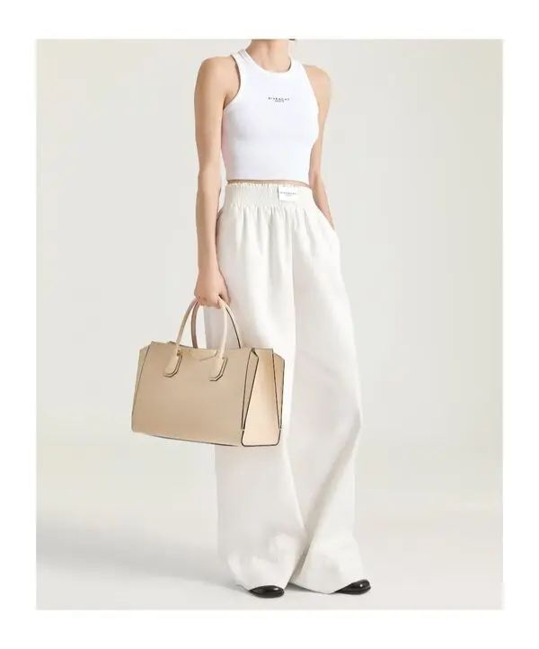 Givenchy Medium Antigona Catchall Bag In Shiny Grained Leather
