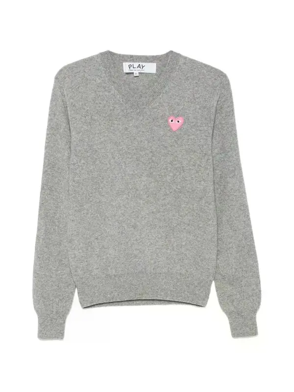 Play Comme Des Garcon Heart-patch V-neck Sweater - Grey