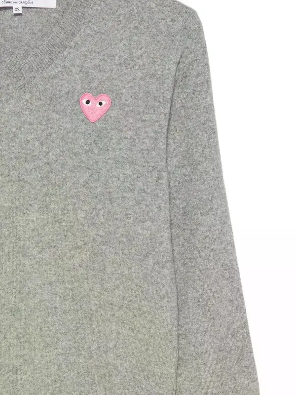 Play Comme Des Garcon Heart-patch V-neck Sweater