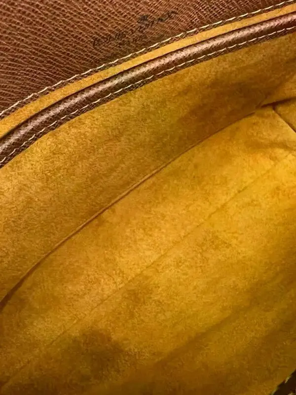 LOUIS VUITTON Monogram Musette Tango Crossbody Bag