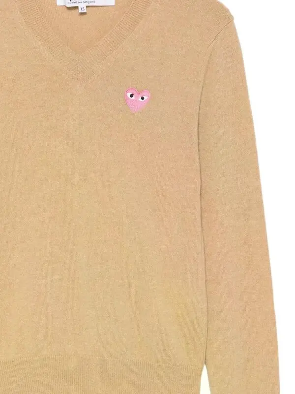 Play Comme Des Garcon Heart-patch V-neck Sweater