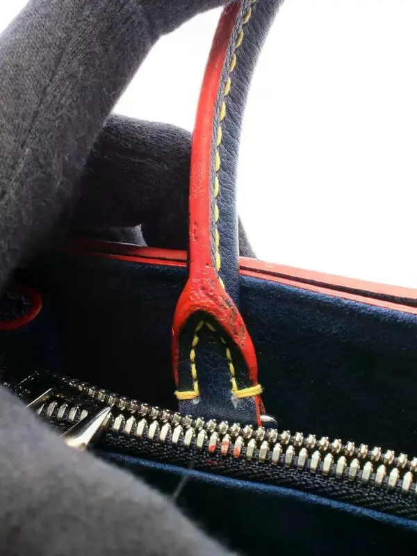 LOUIS VUITTON 2018 Twist Tote Epi Tote Bag