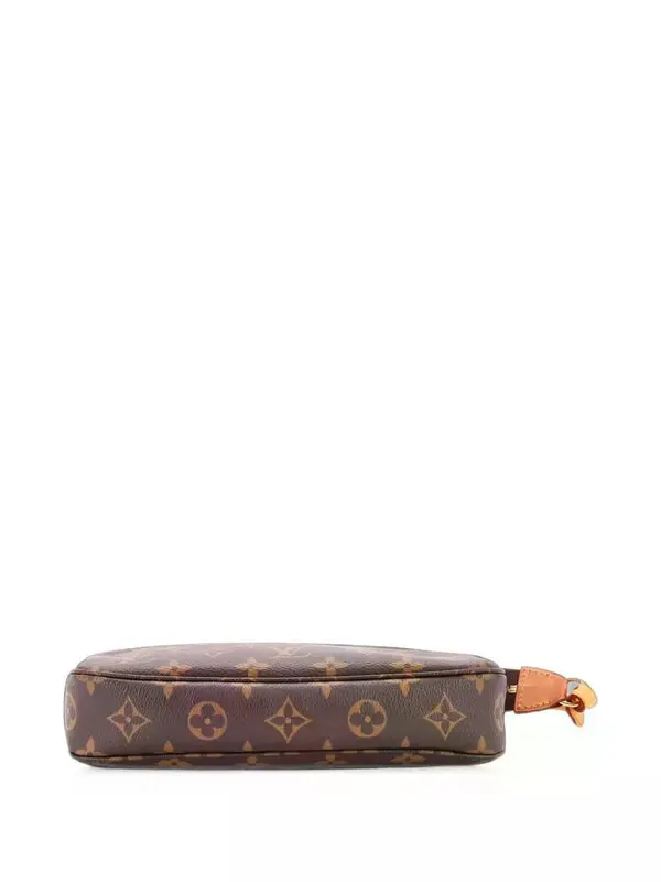 LOUIS VUITTON Pochette Accessoires Nm Monogram Canvas Clutch Bag