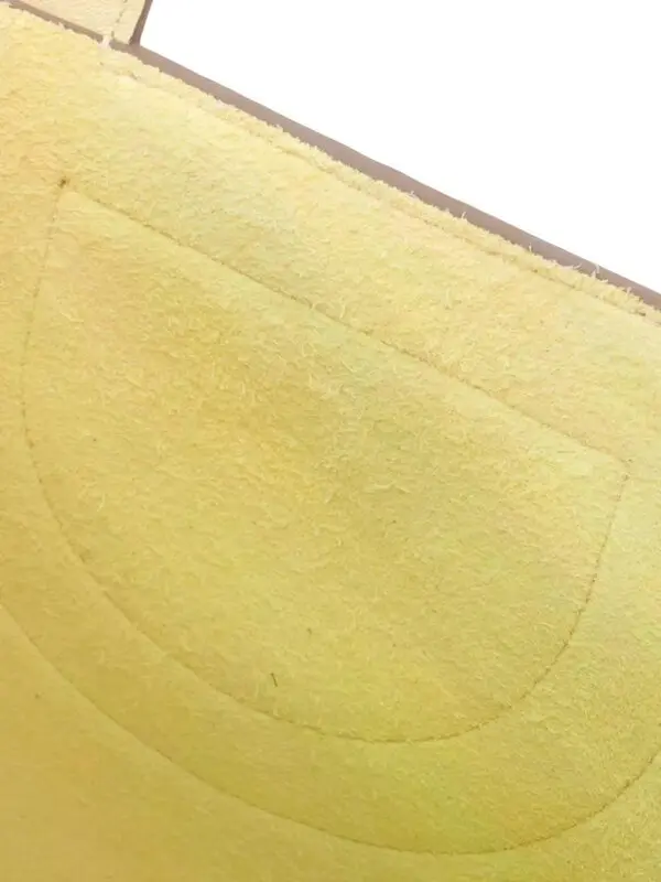 Hermès 2024 Clemence And Swift In The Loop 23 Handbag - Yellow