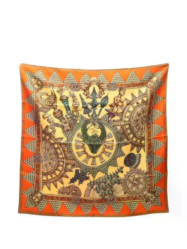 Hermès 2010s 90 Carré L'or Des Chefs Scarf - Yellow