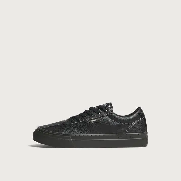 S.W.C STEPNEY WORKERS CLUB Dellow 02 Tumbled Leather Sneaker
