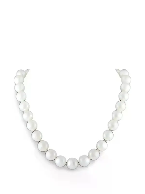 LB EXCLUSIVE Pearl Necklace