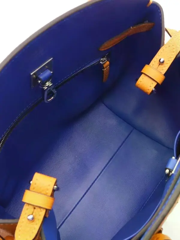 LOUIS VUITTON Leather Tote Bag