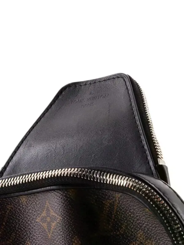 LOUIS VUITTON Monogram Avenue Sling Bag