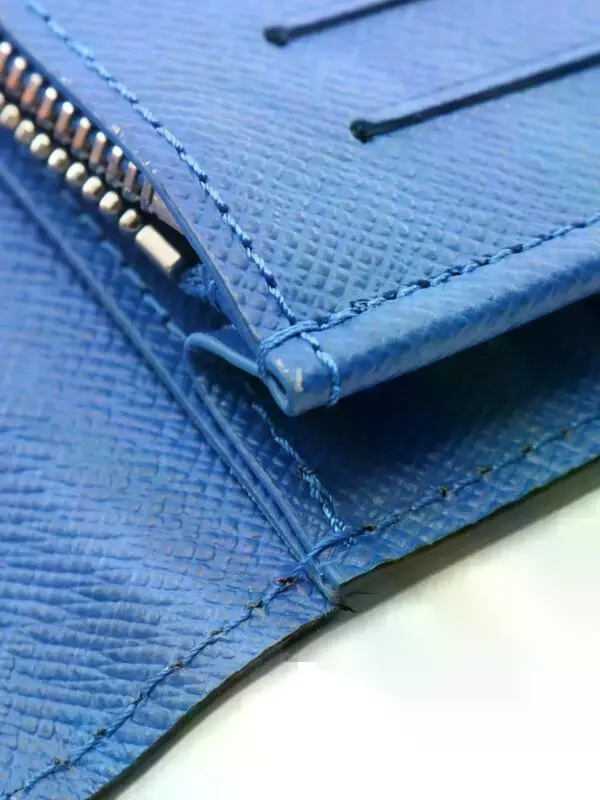 LOUIS VUITTON 2010s Brazza Wallet
