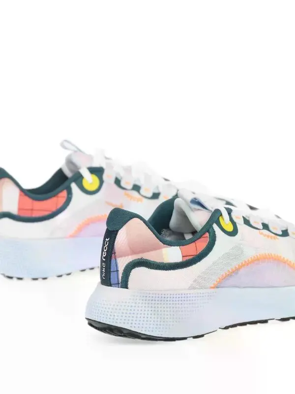 Nike Escape Rn Czy Sneakers