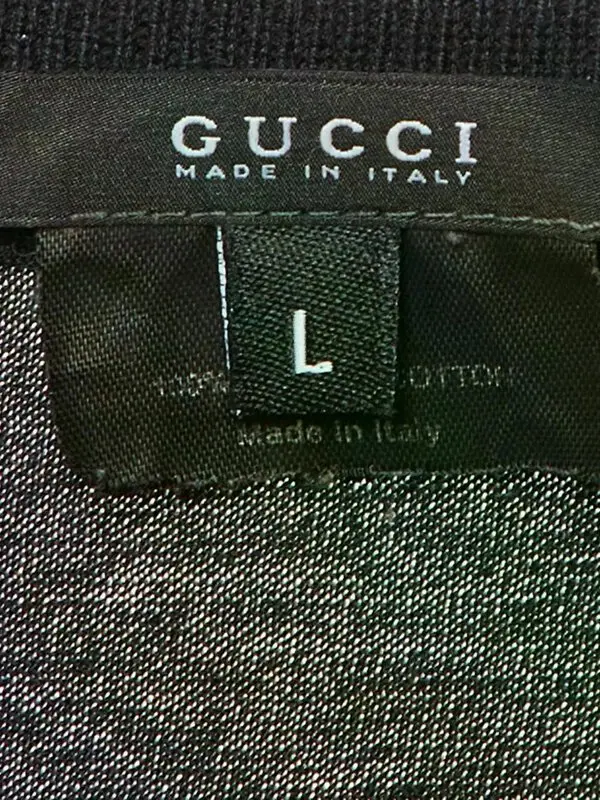 Gucci V-neck Long-sleeved T-shirt
