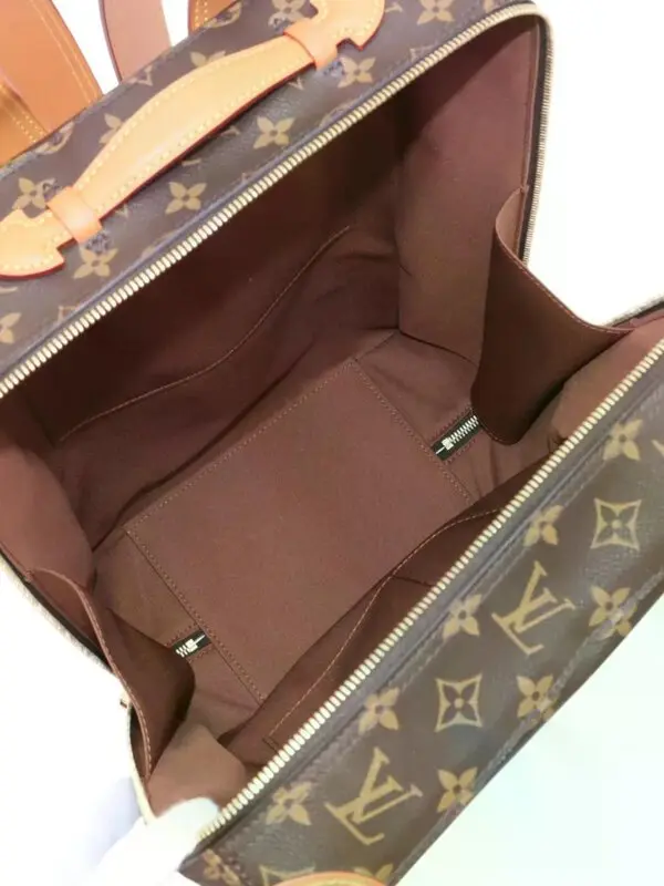 LOUIS VUITTON 2019 Monogram Soft Trunk Pm Backpack