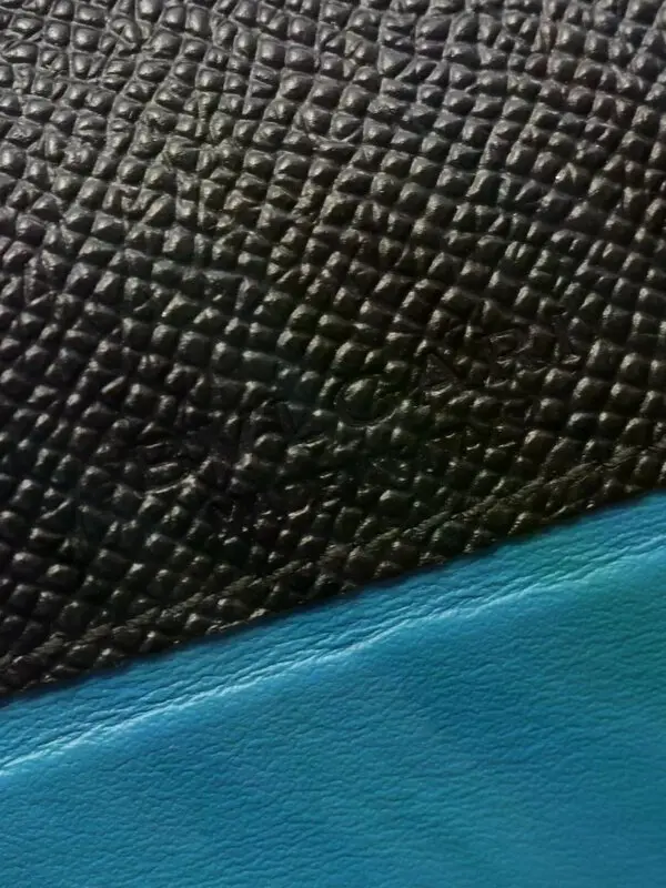BVLGARI 2010s Bi-fold Wallet