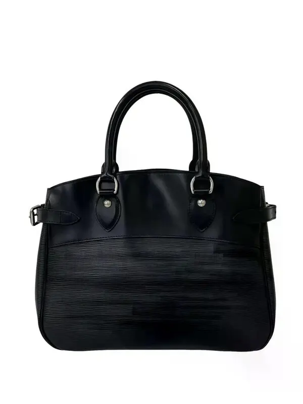 LOUIS VUITTON 2000-2026 Epi Passy Pm Handbag - Black
