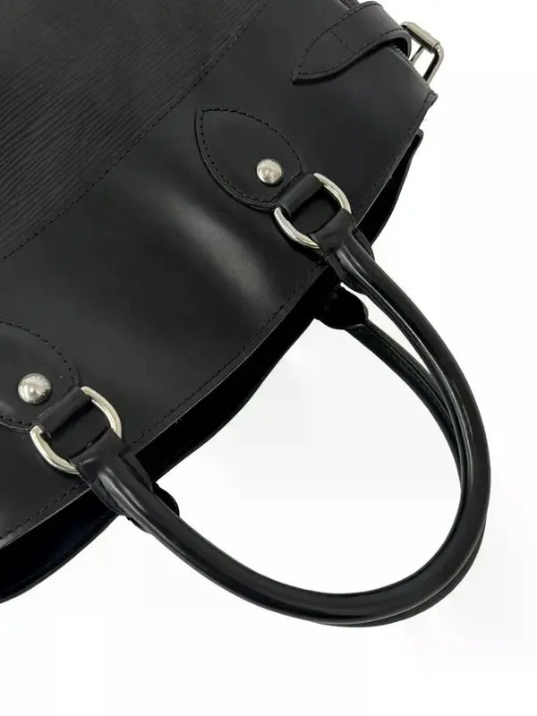 LOUIS VUITTON 2000-2026 Epi Passy Pm Handbag